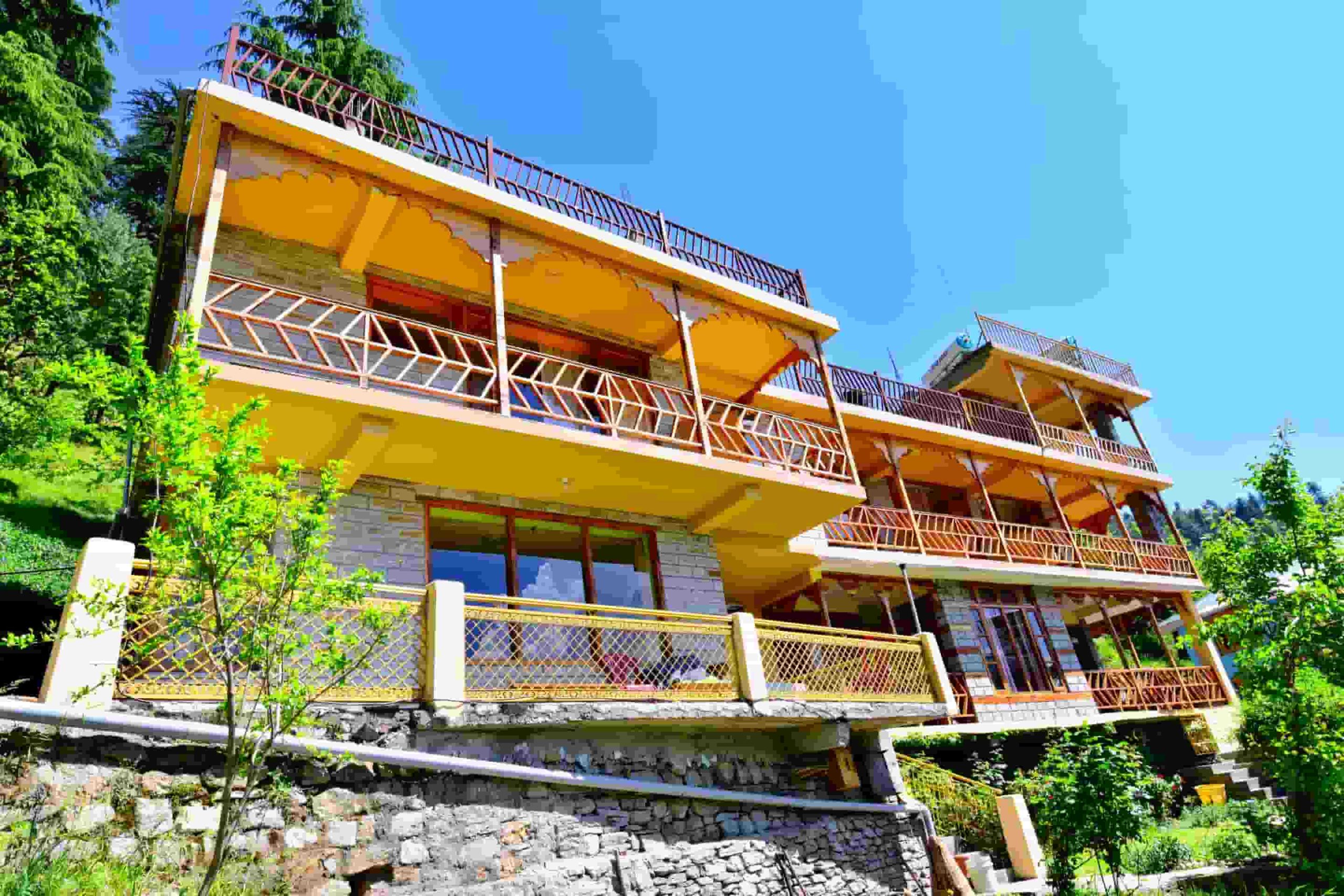Chanderlata Cottage & Rooms